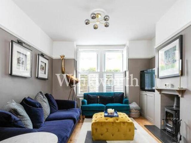 4 Bedroom Terraced House For Sale In London