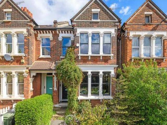 4 Bedroom Terraced House For Sale In London