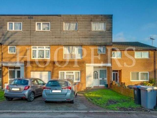 4 Bedroom Terraced House For Sale In London