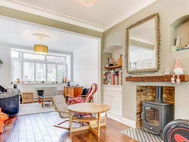 4 Bedroom Terraced House For Sale In London