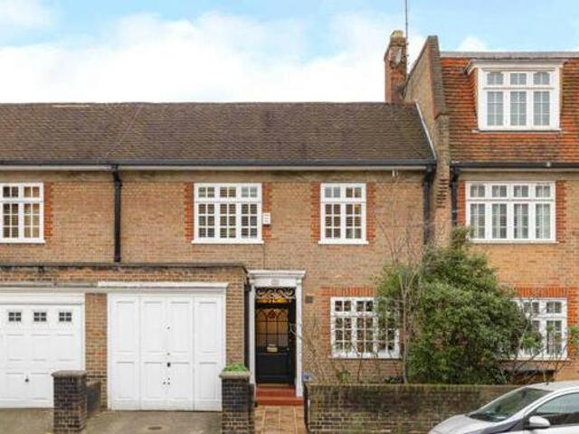 4 Bedroom Terraced House For Sale In London