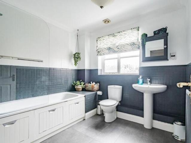 4 bedroom terraced house for sale in Lord Nelson Drive, Norwich, NR5