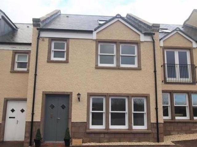 4 bedroom terraced house for sale in Langhouse Mews Inverkip PA16