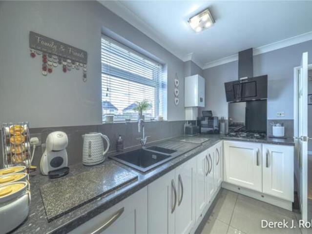 4 bedroom terraced house for sale in Leybourne Avenue, Bournemouth, Dorset, BH10