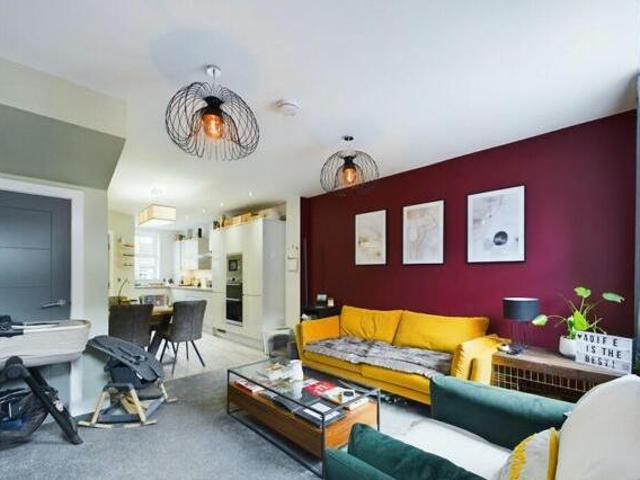 4 Bedroom Terraced House For Sale In Leeds