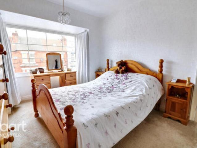 4 bedroom terraced house for sale in Littlemoor Lane, Balby, Doncaster, DN4