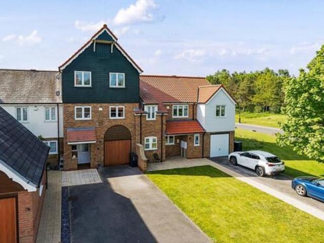 4 Bedroom Terraced House For Sale In Lincoln, Lincolnshire