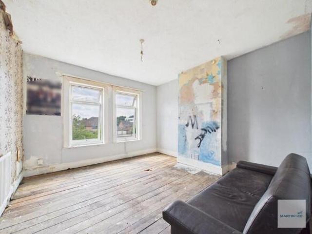 4 bedroom terraced house for sale in Lincoln Street, Old Basford, NG6