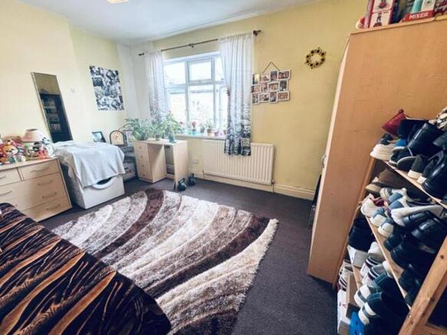 4 bedroom terraced house for sale in Link Road, Birmingham, B16