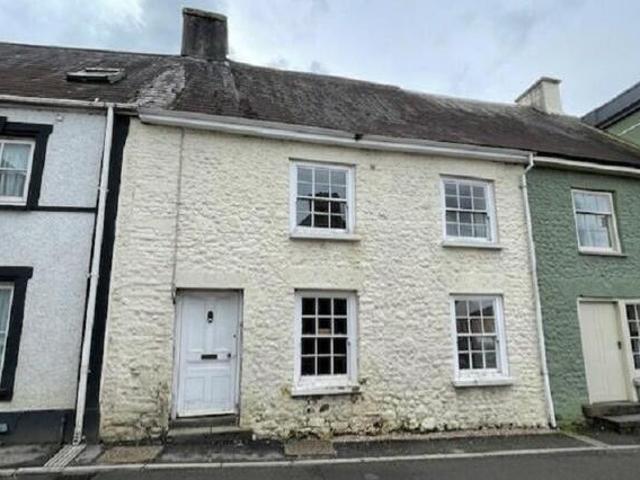 4 Bedroom Terraced House For Sale In Llangadog
