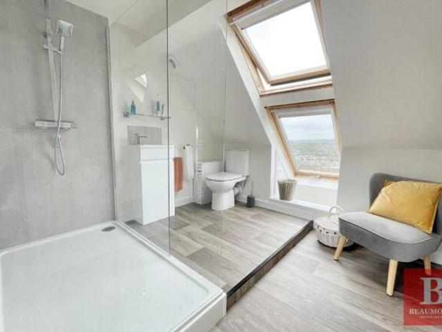 4 bedroom terraced house for sale in Lyminster Avenue, BN1