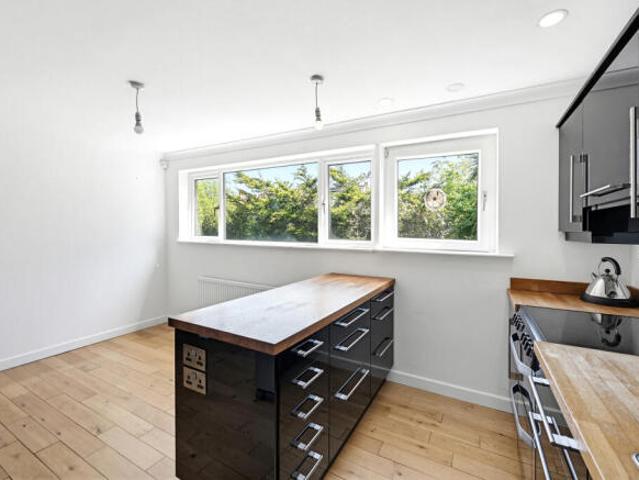 4 bedroom terraced house for sale in Mount Pleasant Road, Ealing, London, W5