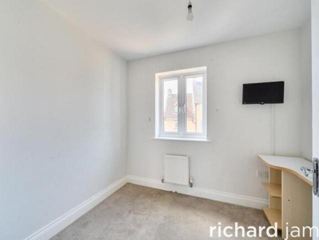 4 bedroom terraced house for sale in Mazurek Way, Haydon End, Swindon, SN25