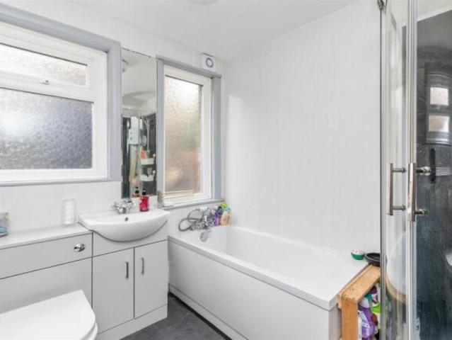 4 bedroom terraced house for sale in Mafeking Road, Brighton, BN2