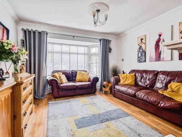 4 bedroom terraced house for sale in Marjoram Close, Oxford, Oxfordshire, OX4