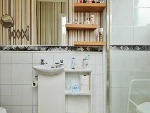 4 bedroom terraced house for sale in Marmion Road, Sheffield, S11