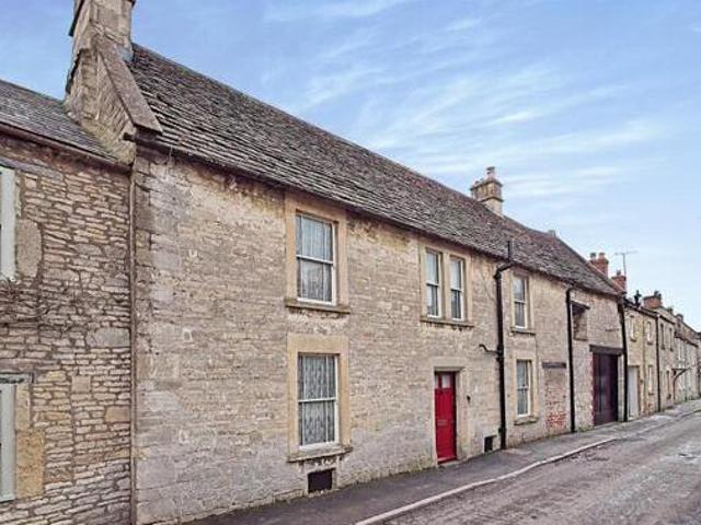 4 Bedroom Terraced House For Sale In Marshfield