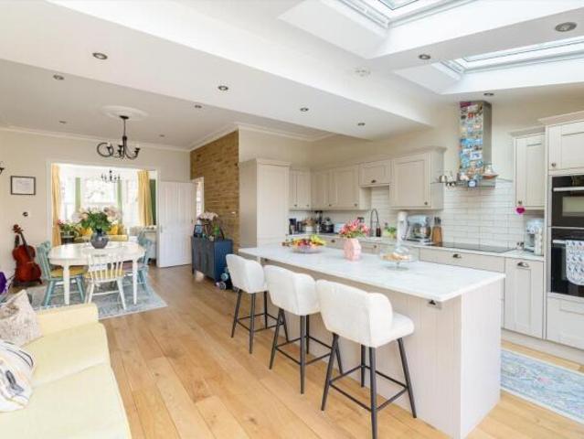 4 bedroom terraced house for sale in Melrose Avenue, London SW19