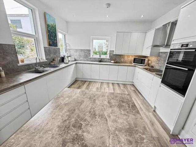 4 bedroom terraced house for sale in Milehouse Road, Stoke, Plymouth, PL3