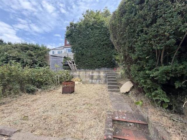 4 bedroom terraced house for sale in Milner Road, Brighton, BN2