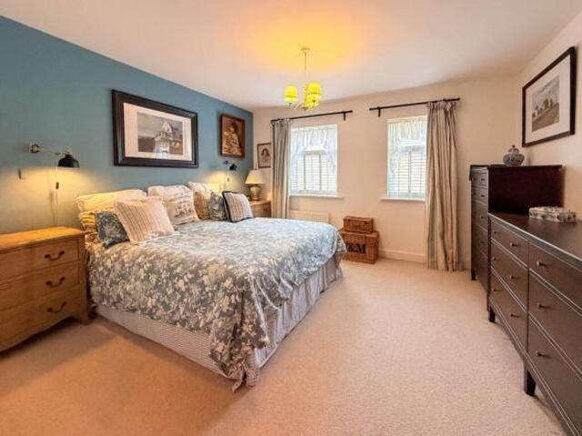 4 bedroom terraced house for sale in Mulberry Way, Bath, BA2