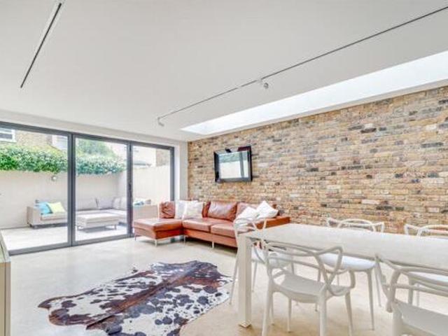 4 Bedroom Terraced House For Sale In Munster Village