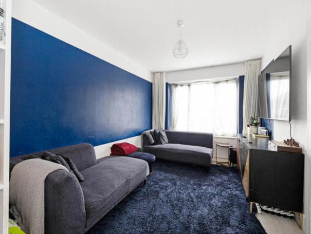 4 bedroom terraced house for sale in Norman Road, Kent, DA17