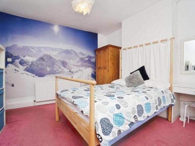 4 bedroom terraced house for sale in Northfield Road, Crookes, Sheffield, S10