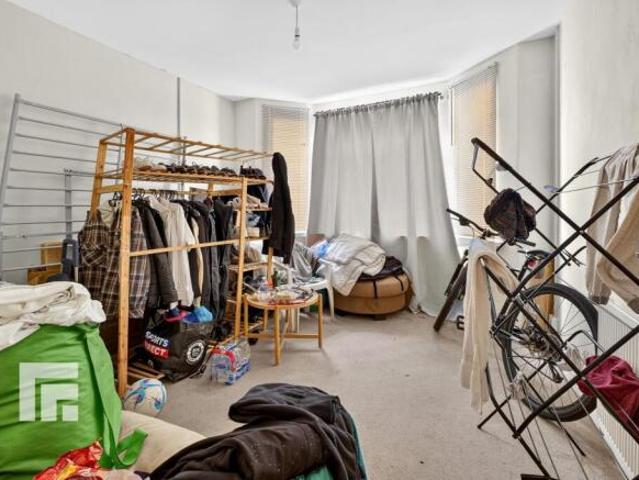 4 bedroom terraced house for sale in Neville Street, Cardiff, CF11