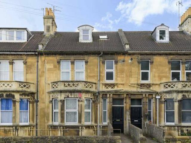 4 bedroom terraced house for sale in Newbridge Road Bath BA1