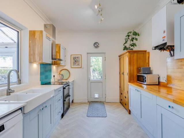 4 bedroom terraced house for sale in Newfoundland Road, Cardiff, CF14 3LA, CF14