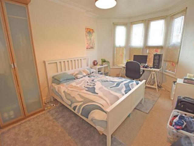4 bedroom terraced house for sale in Newfoundland Road, Heath/Gabalfa, Cardiff, CF14