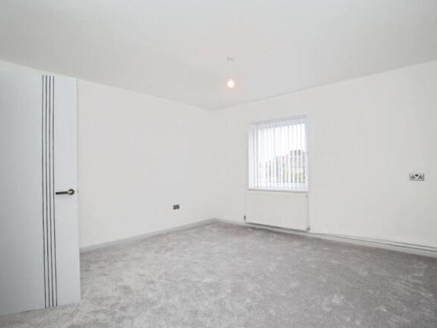 4 bedroom terraced house for sale in Nunfield Close, Manchester, M40