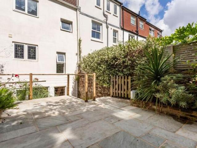 4 bedroom terraced house for sale in Southampton Street, Brighton, BN2