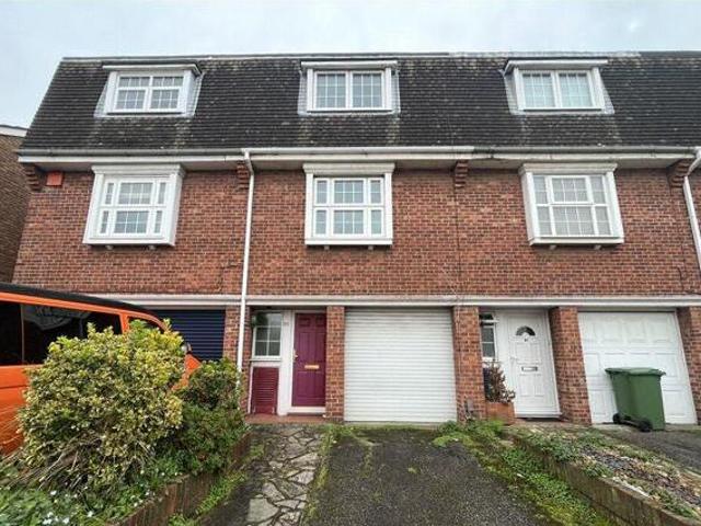 4 Bedroom Terraced House For Sale In Southsea