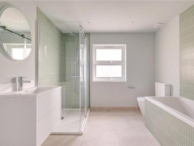 4 bedroom terraced house for sale in Seymour Road, London, W4