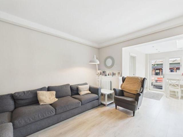 4 bedroom terraced house for sale in St. Elmo Road, Worthing, BN14 7EH, BN14