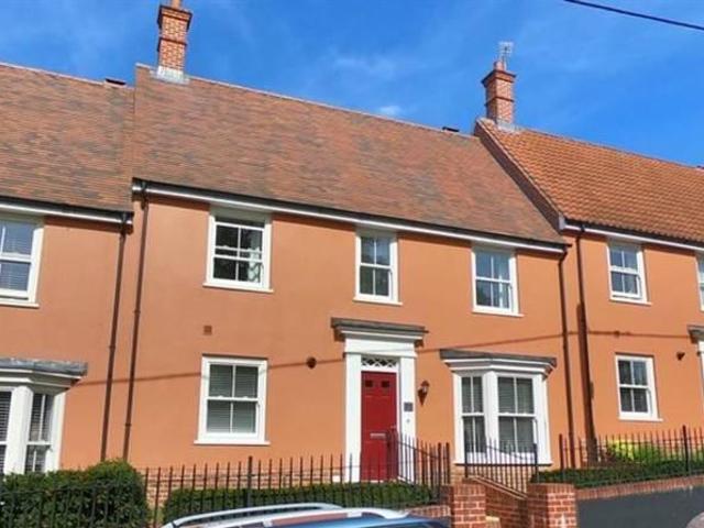 4 bedroom terraced house for sale in St Francis Walk Bocking CM7