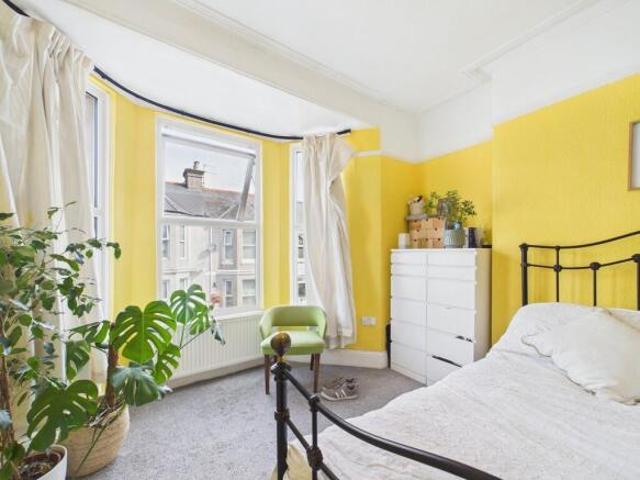 4 bedroom terraced house for sale in St Leonards Road, Cattedown, Plymouth, PL4