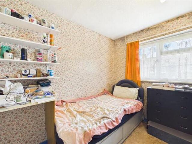 4 bedroom terraced house for sale in St. Michaels Road, Basingstoke, Hampshire, RG22