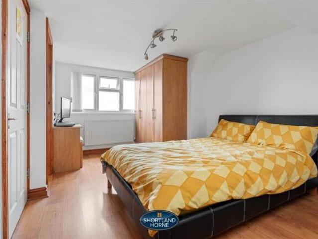 4 bedroom terraced house for sale in Stepping Stones Road, Coundon, Coventry, CV5