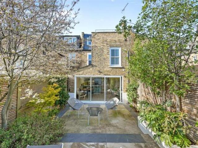 4 bedroom terraced house for sale in Sterne Street, London, W12