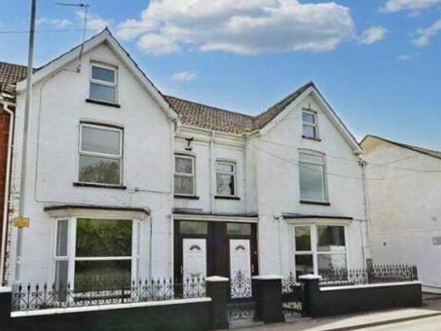 4 Bedroom Terraced House For Sale In Street, Somerset