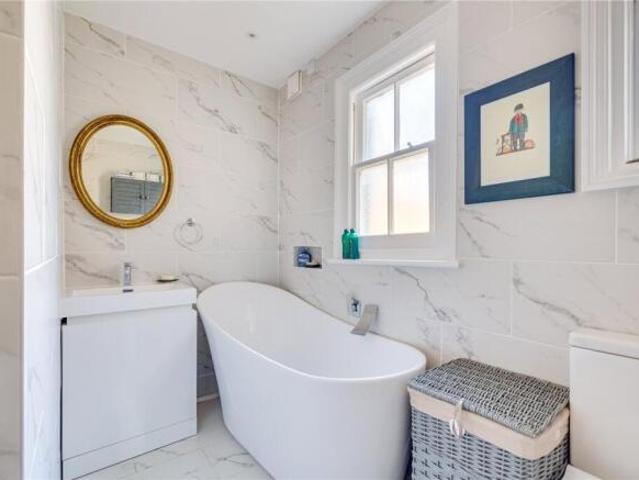4 bedroom terraced house for sale in Swift Street, London, SW6
