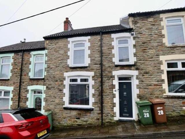 4 Bedroom Terraced House For Sale In Pontlottyn