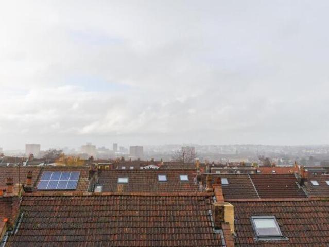 4 bedroom terraced house for sale in Packers Way, Greenbank, BS5