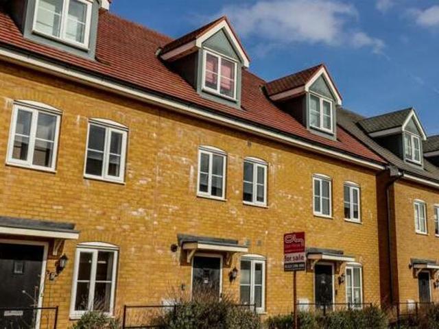 4 Bedroom Terraced House For Sale In Papworth Everard