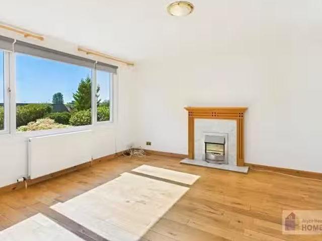 4 Bedroom Terraced House For Sale In Plover Drive, Greenhills.