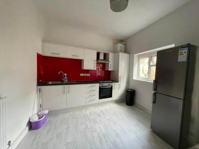 4 bedroom terraced house for sale in Princes Road, Hull, East Riding Of Yorkshire, HU5