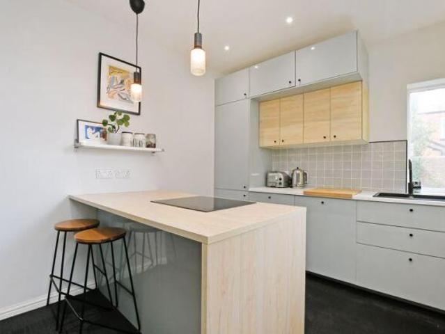 4 bedroom terraced house for sale in Psalter Lane, Brincliffe, Sheffield, S11